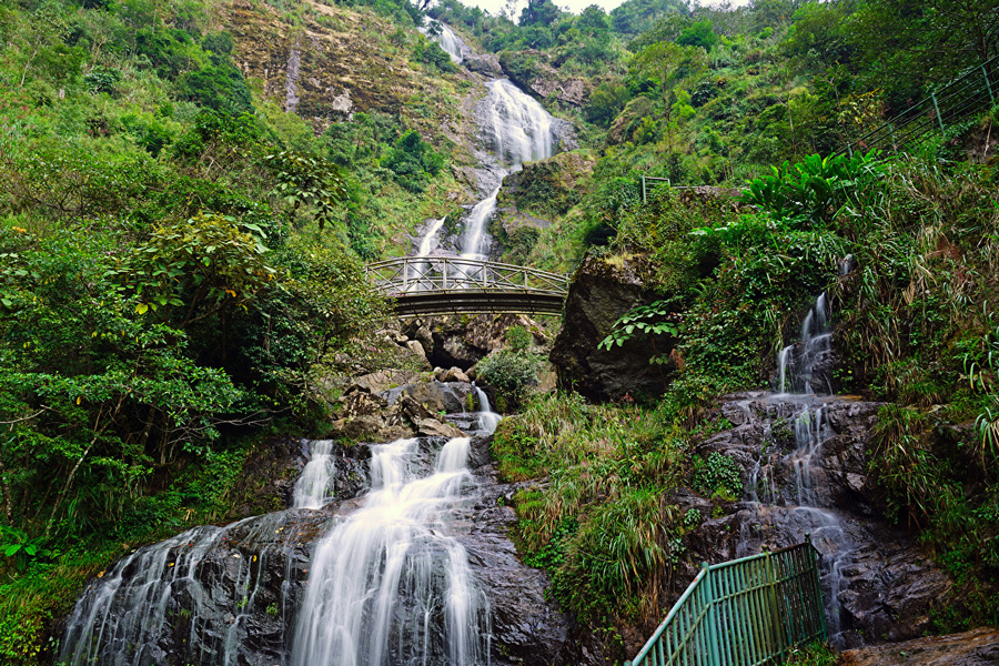 Silver Waterfall in Sapa, Vietnam | What to see in Sapa?
