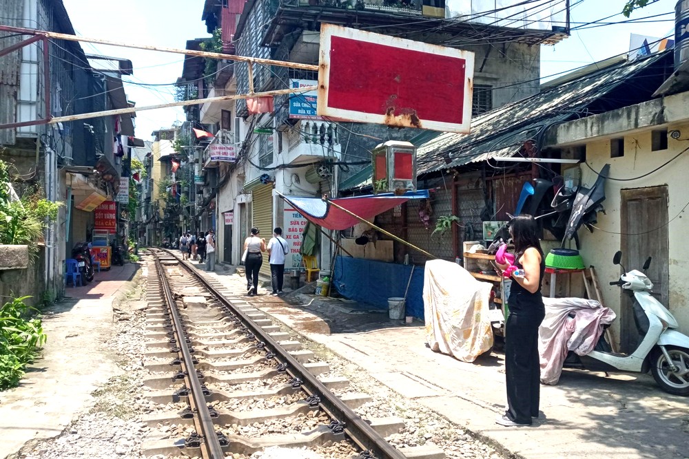Ha Noi City Tour full day - Roaming Around Vibrant Cityscape
