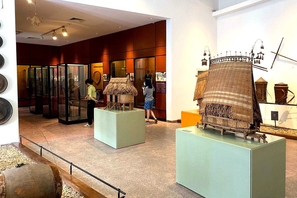 Ha Noi City Tour full day - Roaming Around Vibrant Cityscape